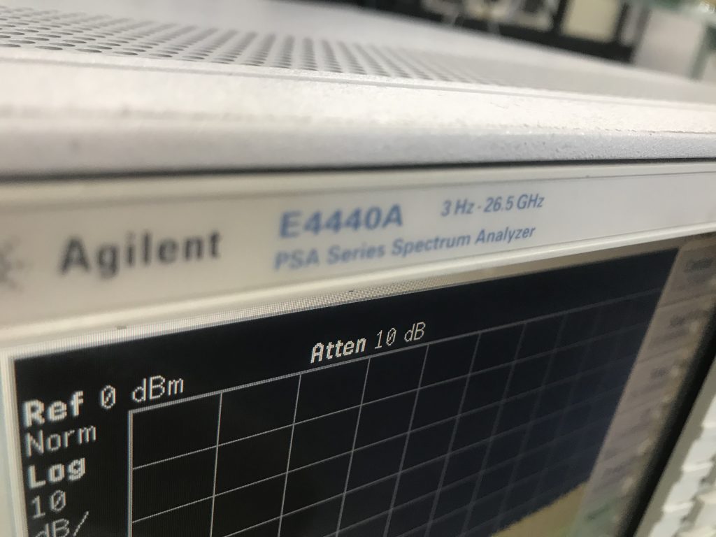Keysight / Agilent E4440A PSAスペクトラム・アナライザ | 株式会社エイチェム