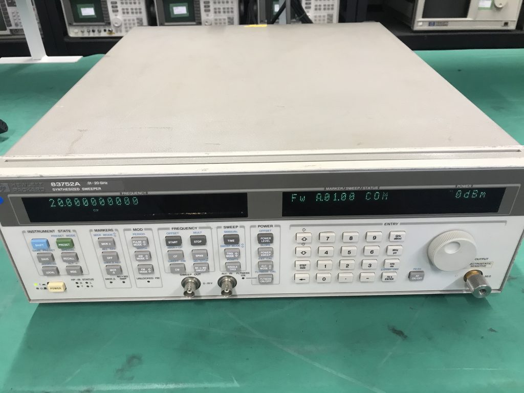 HP 83752A Synthesized Sweeper, 0.01 – 20 GHz | 株式会社エイチェム